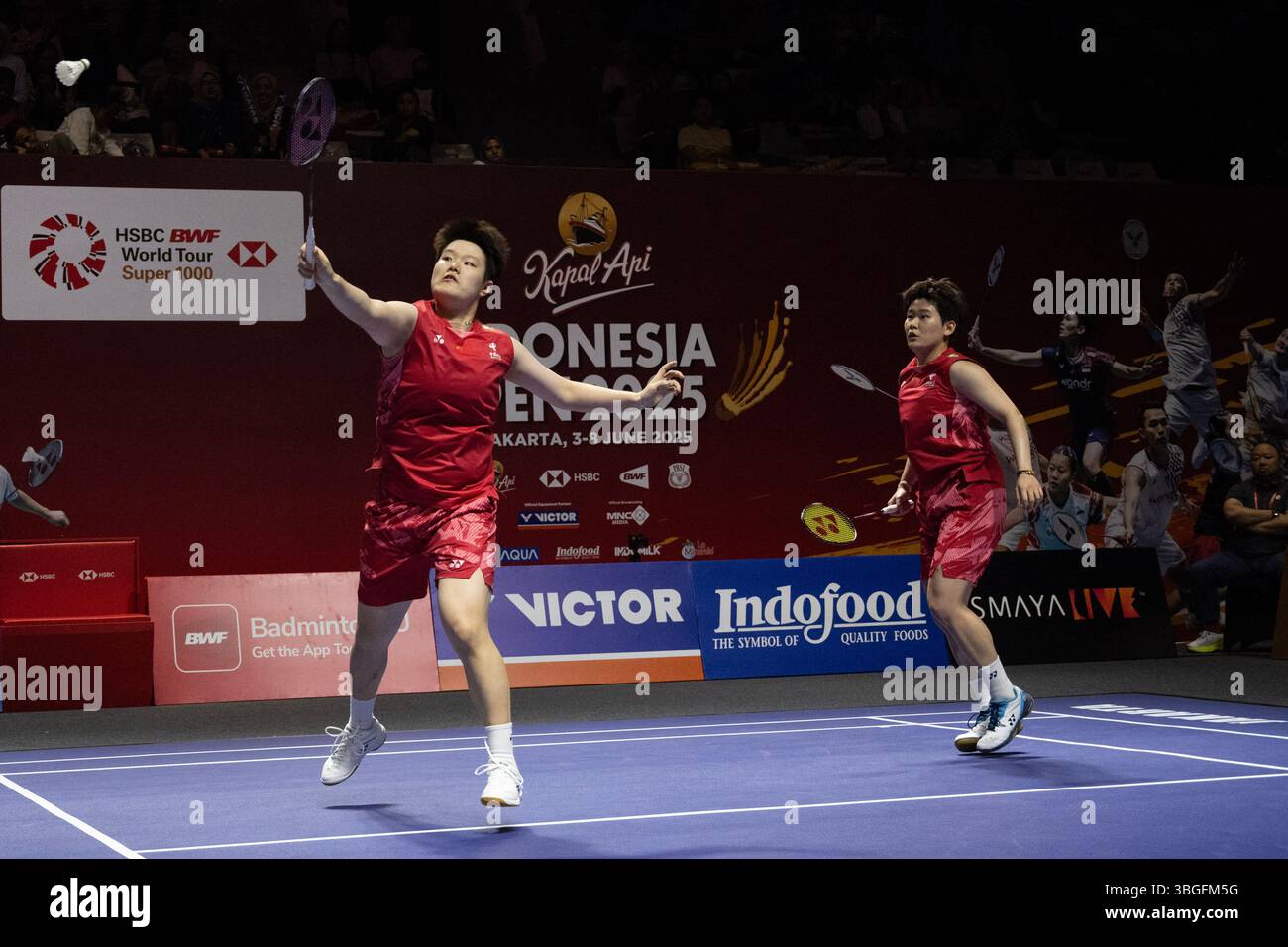 Jakarta, Indonesia. 5th June, 2025. Liu Shengshu (L)/Tan Ning compete during the women's doubles ...