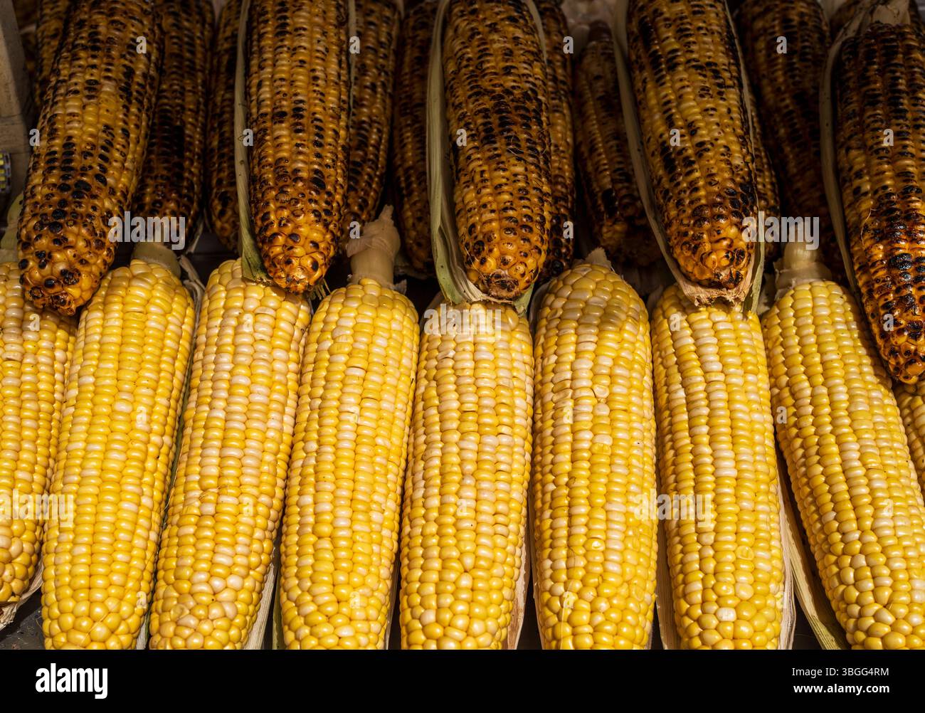 Sweet corn stall in Taksim Square, Istanbul, Turkey Stock Photo - Alamy