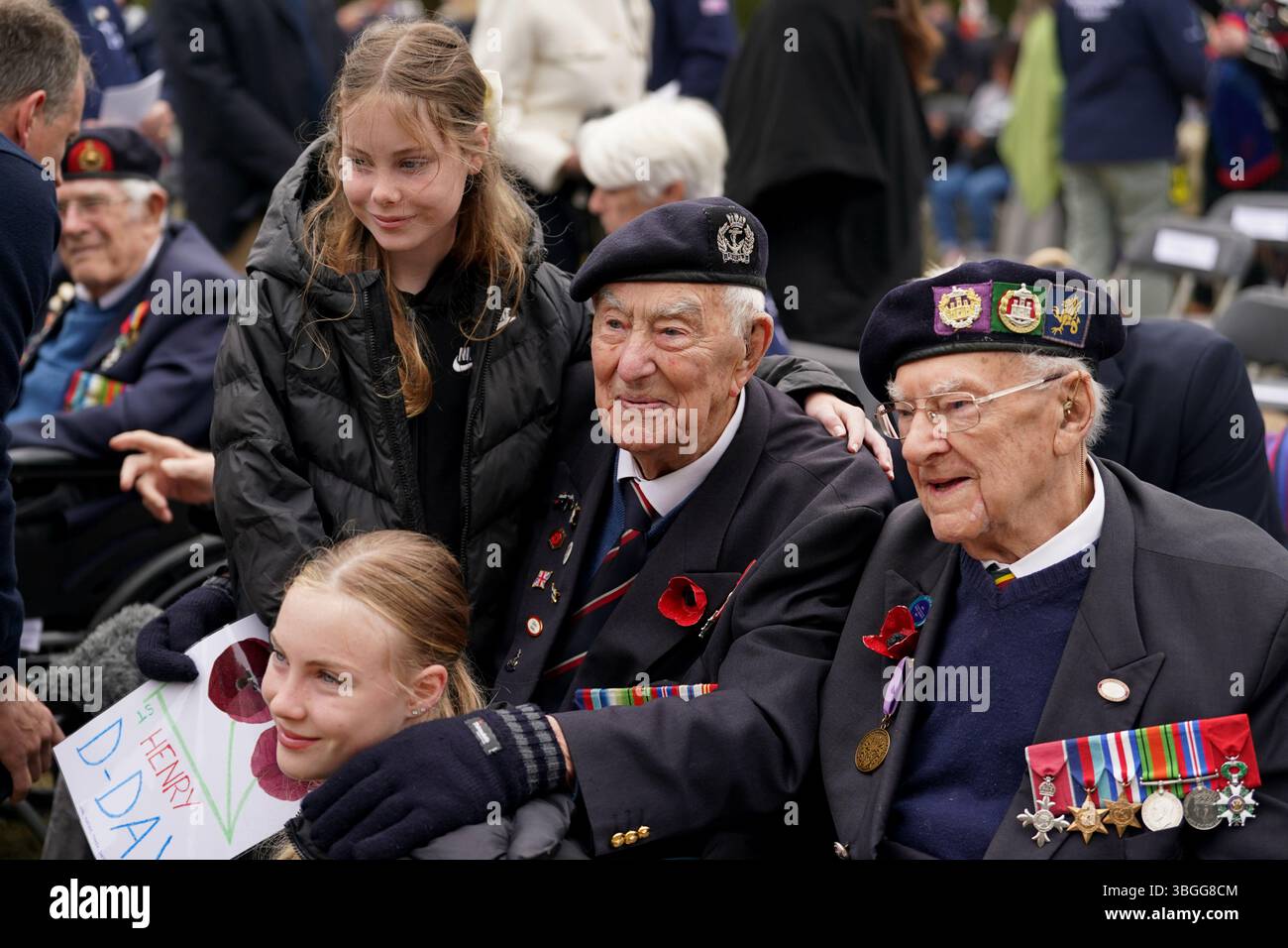 D-Day veterans Henry Rice (left) and Ken Hay meet school children ...
