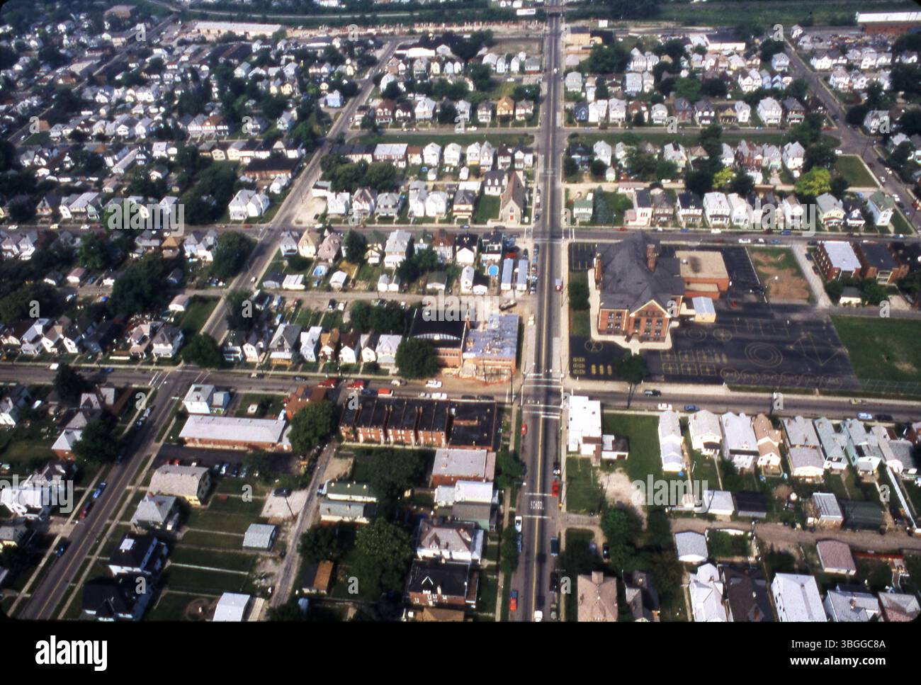 An aerial view of W Town Street and Hawkes Avenue in June 1993 ...