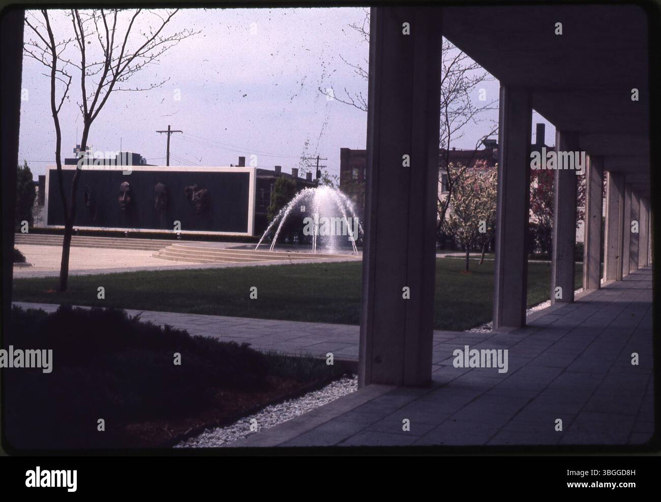 This view of the plaza behind the Midland Building at 250 East Broad ...