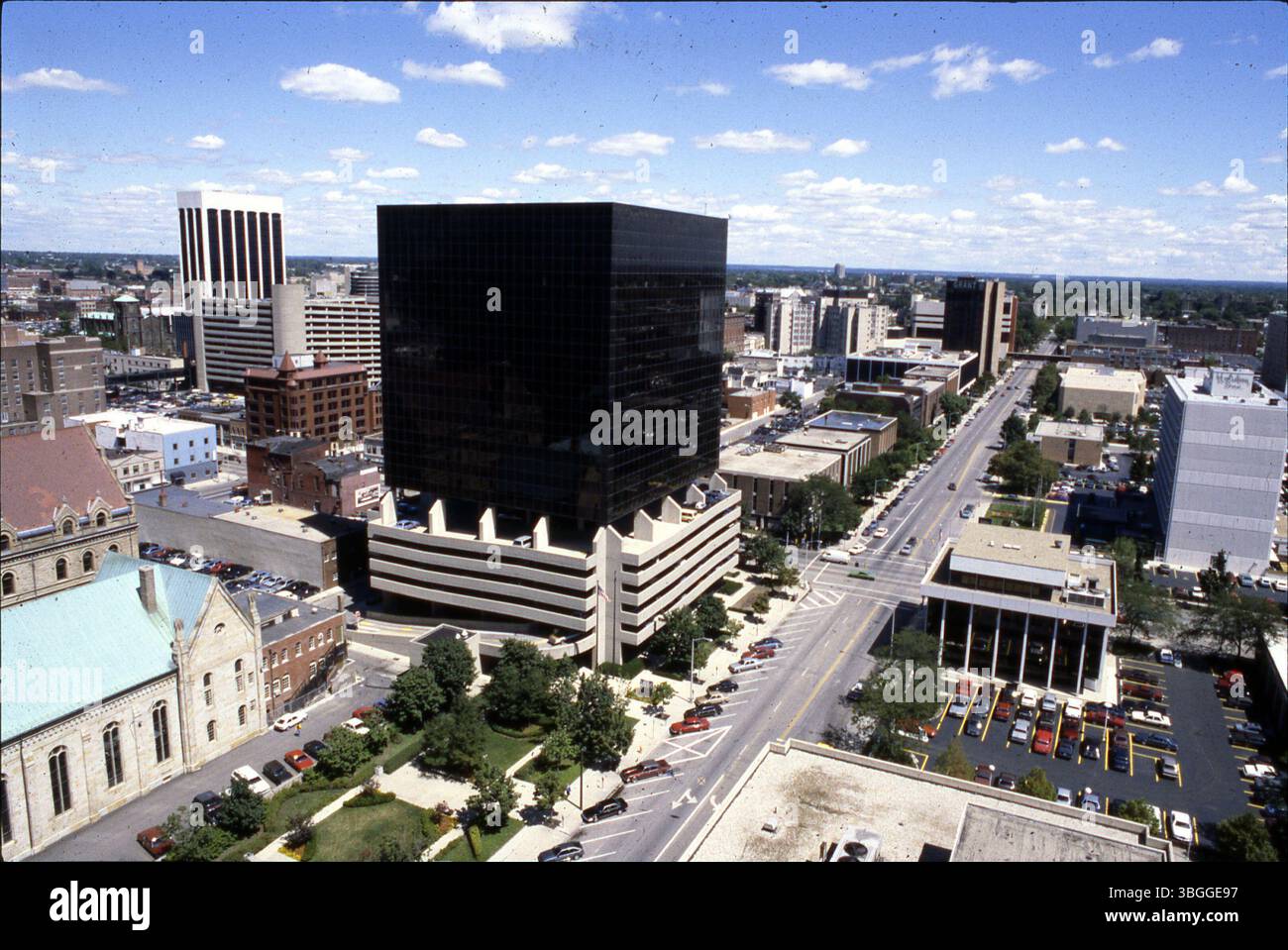 An aerial photograph from 1986 shows the IBM Building at 140 East Town ...