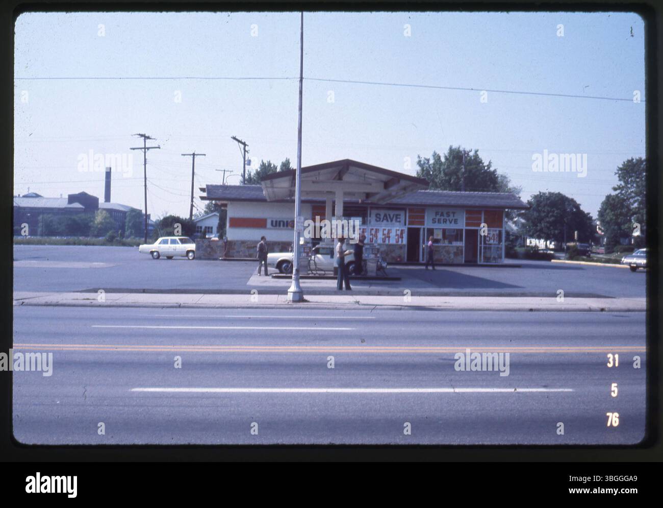 Union 76 gas station hi-res stock photography and images - Alamy