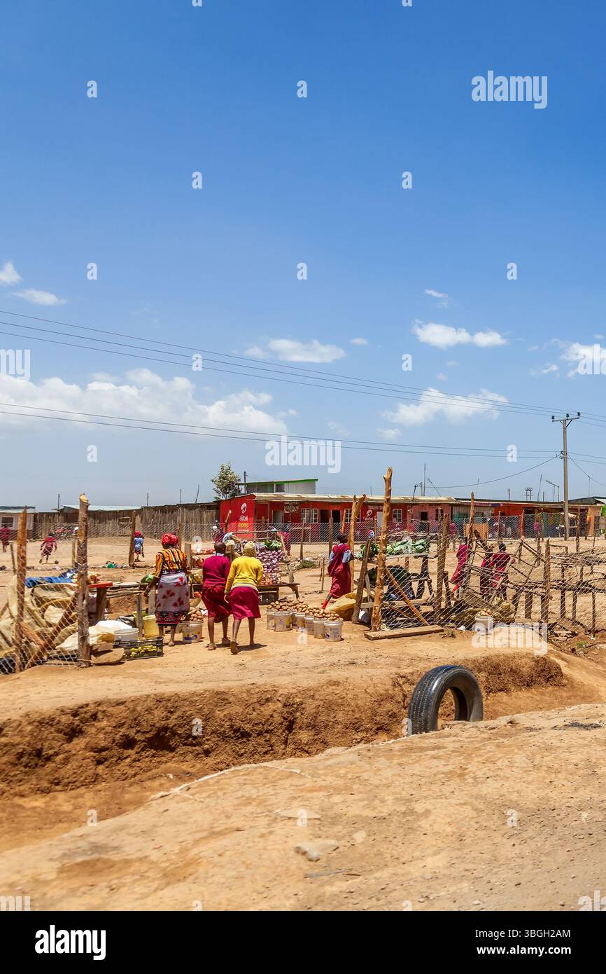 Food market in the Kenyan countryside Stock Photo - Alamy