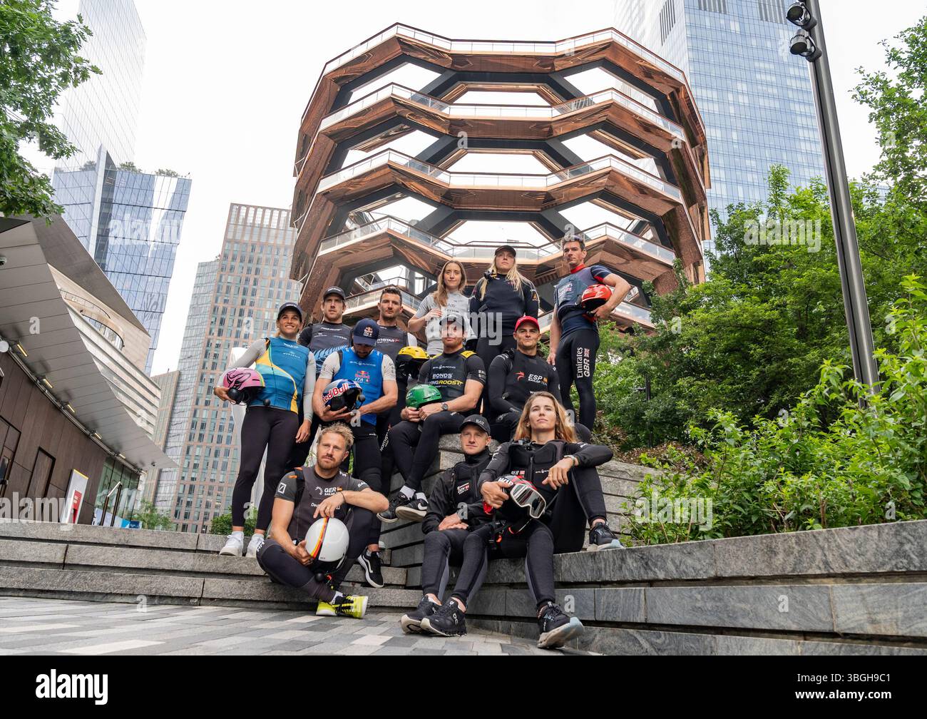 New York, NY, June 5, 2025: Team representative pose in front of The ...