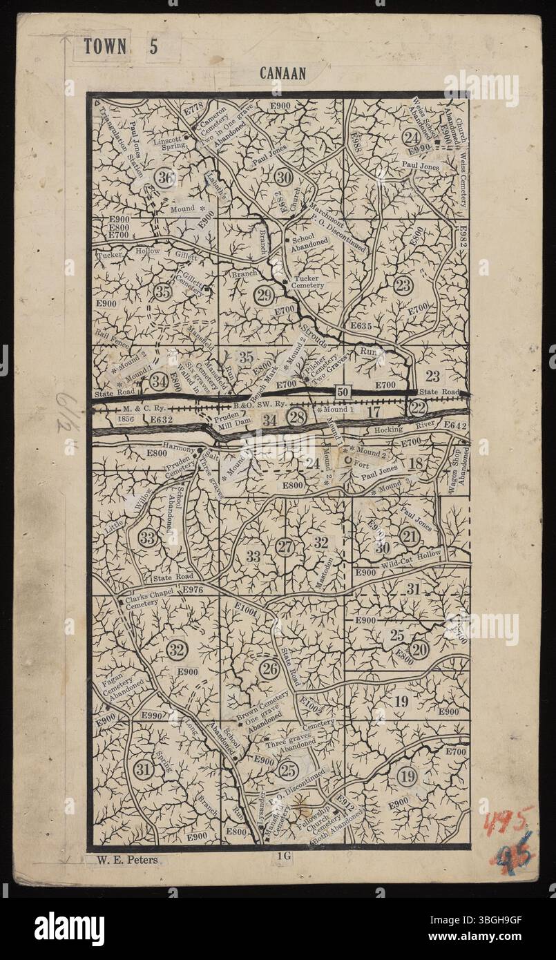 Collaged maps hi-res stock photography and images - Alamy