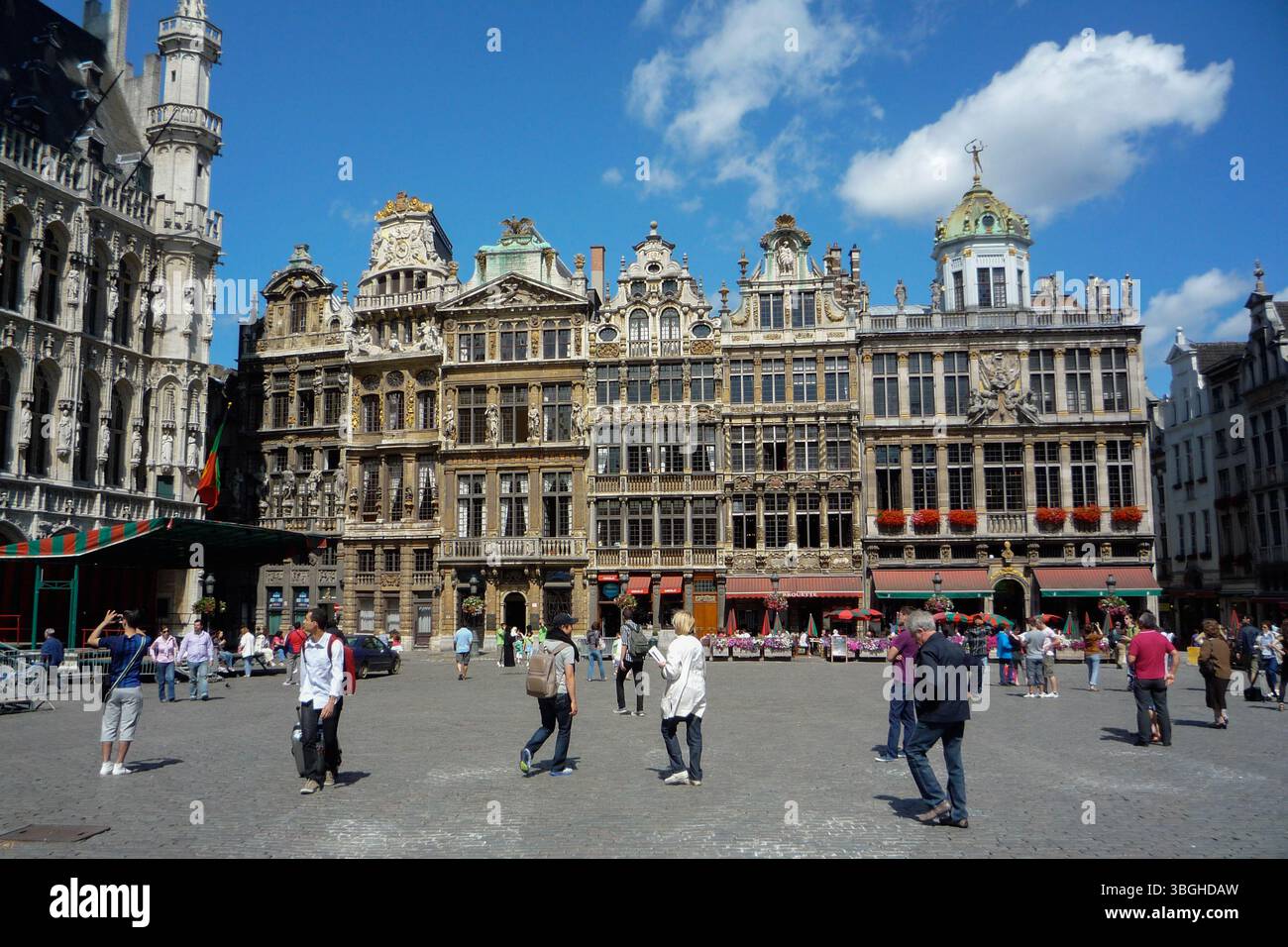 Central plaza brussels hi-res stock photography and images - Alamy