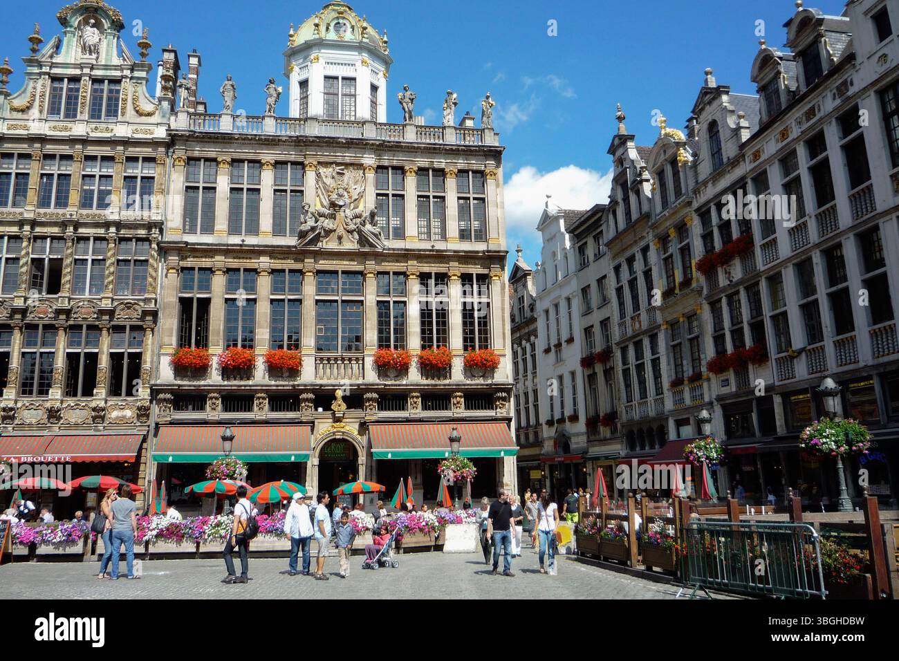 Grand place unesco hi-res stock photography and images - Alamy