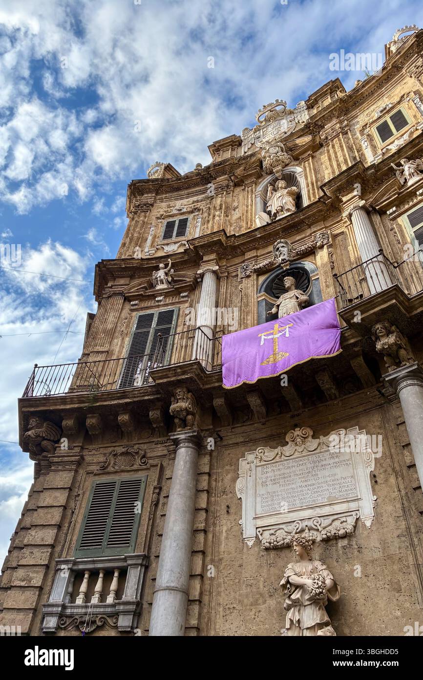 Buildings in Quattro Canti square in Palermo center, Sicily Stock Photo ...