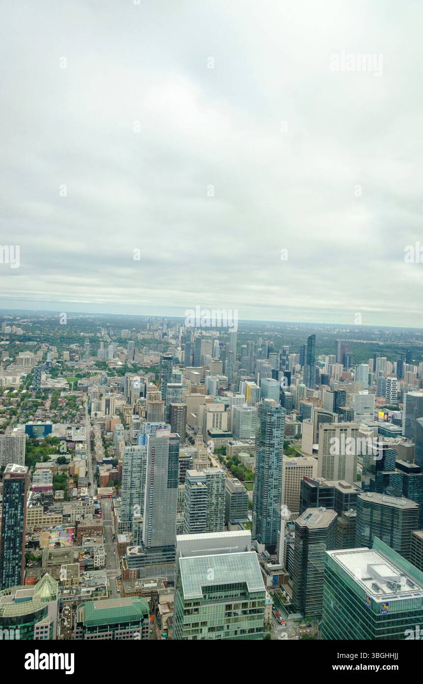 Toronto cn tower view hi-res stock photography and images - Alamy