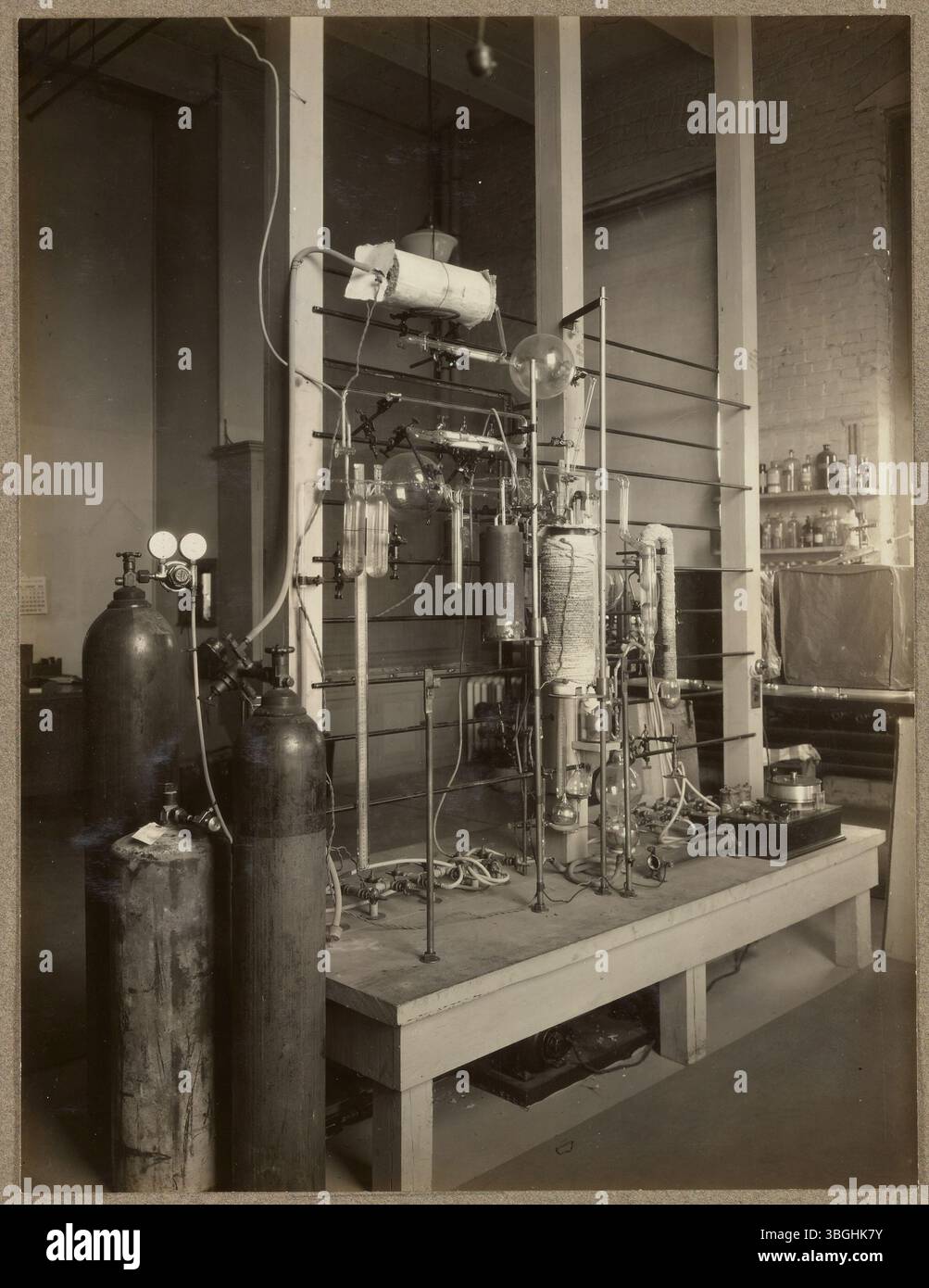 A device used at the U.S. Department of Agriculture’s Fixed Nitrogen ...