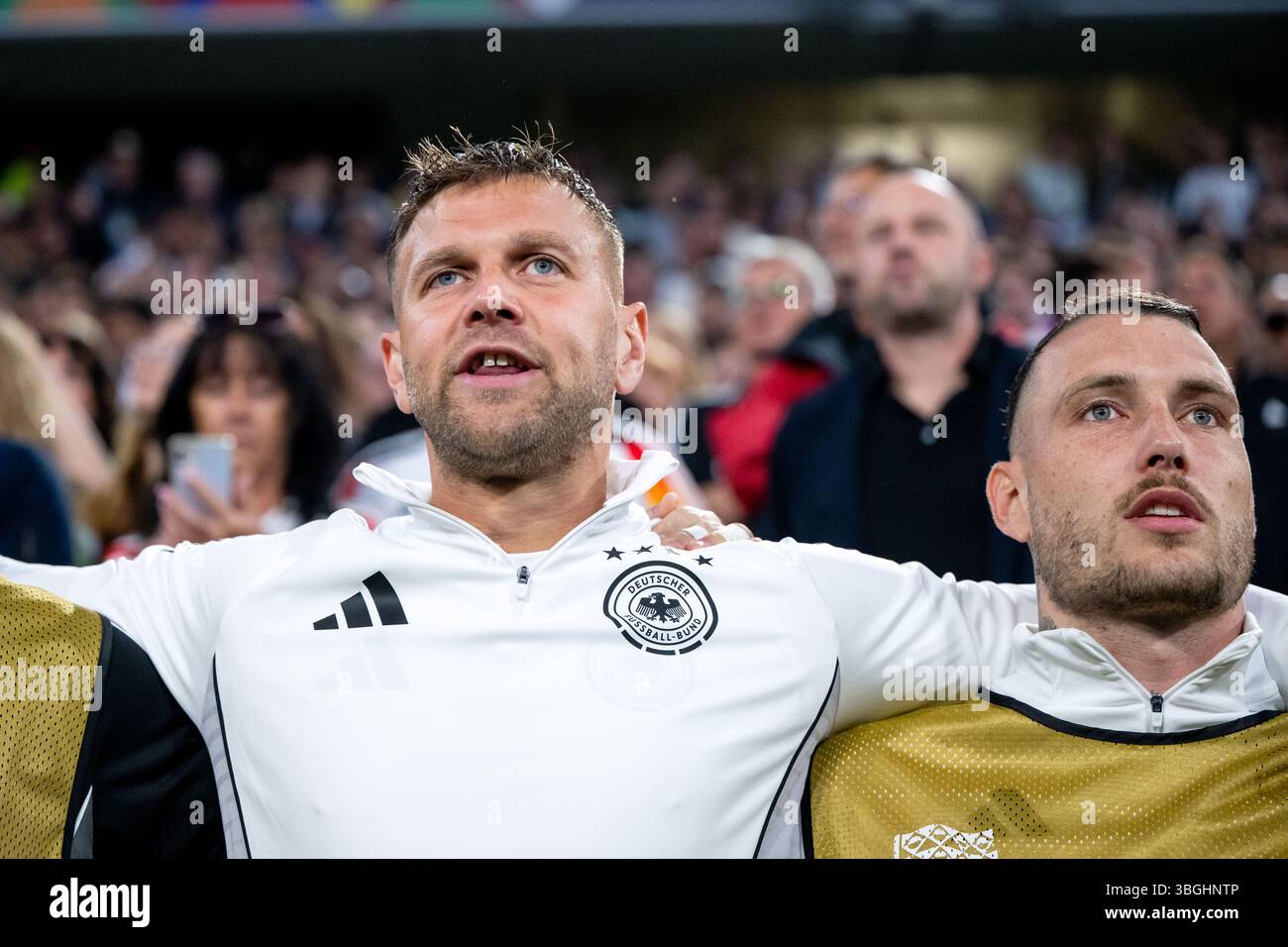 Niclas Fuellkrug (Deutschland, #09), David Raum (Deutschland, #22) bei ...