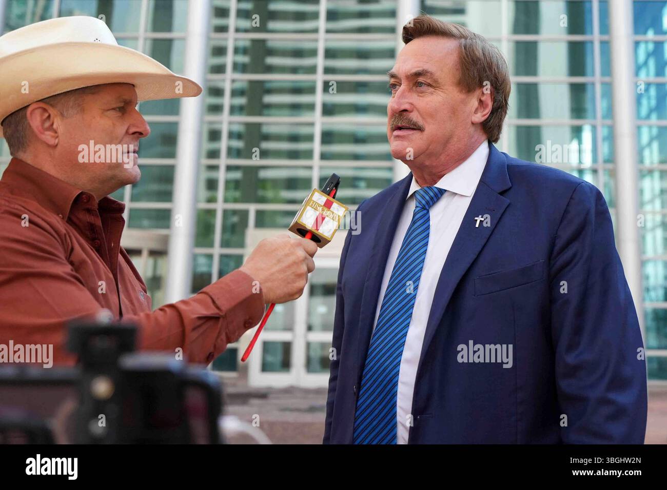 Mike Lindell talks to the media on his way into federal district court ...