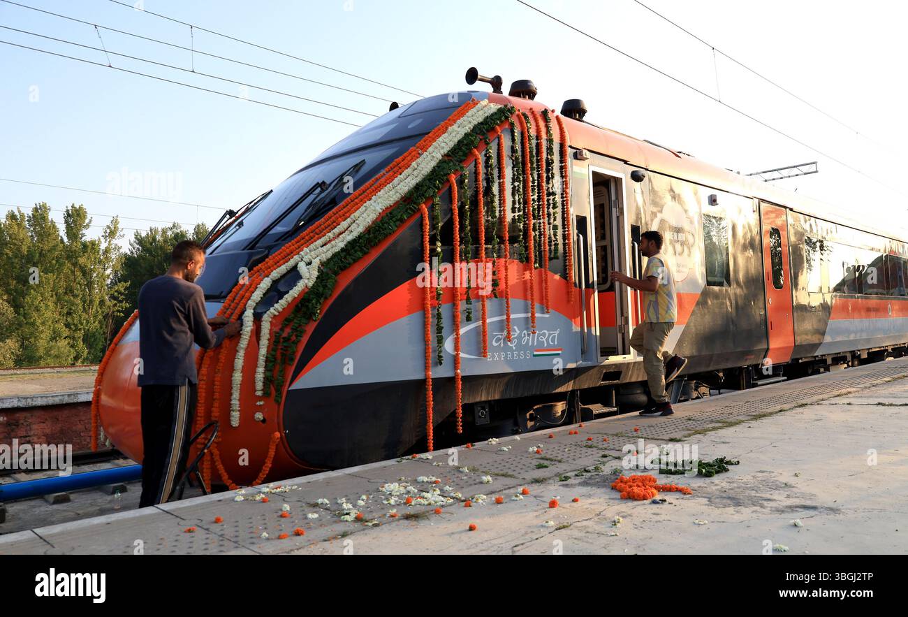 Srinagar, Jammu And Kashmir, India. 5th June, 2025. Vande Bharat train at Nowgam railway station ...
