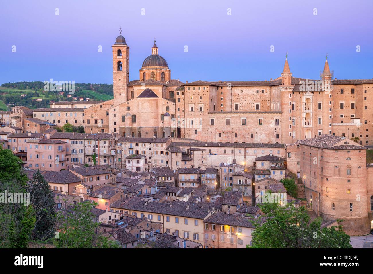 Twilight view of historic city of urbino hi-res stock photography and ...
