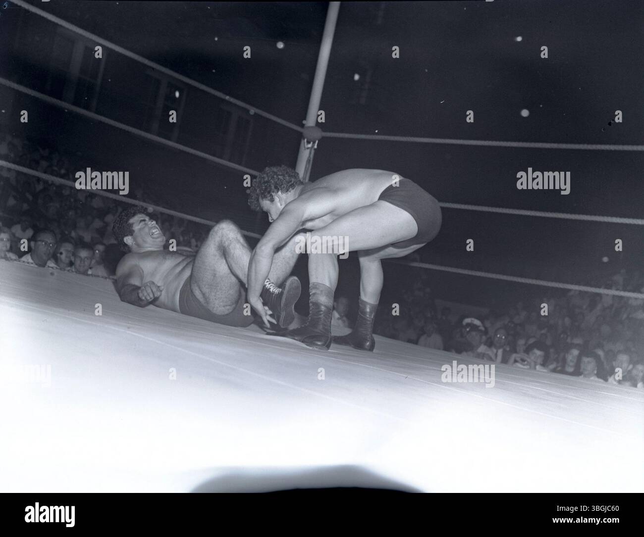 Photographs from 1958 document professional wrestling at Haft's Acre ...