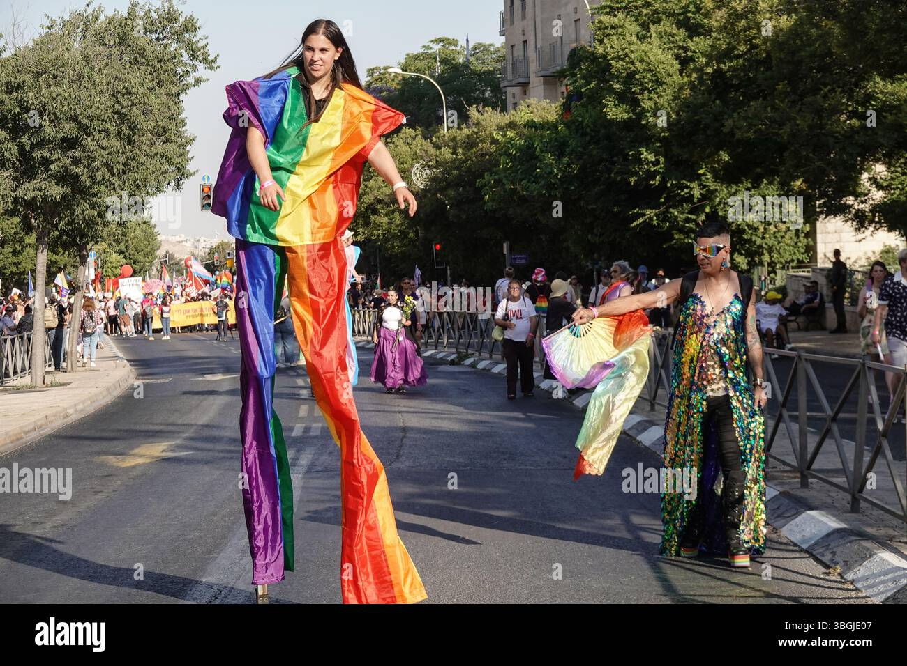 Jerusalem, Israel. 5th June, 2025. Thousands take part in Jerusalem's ...