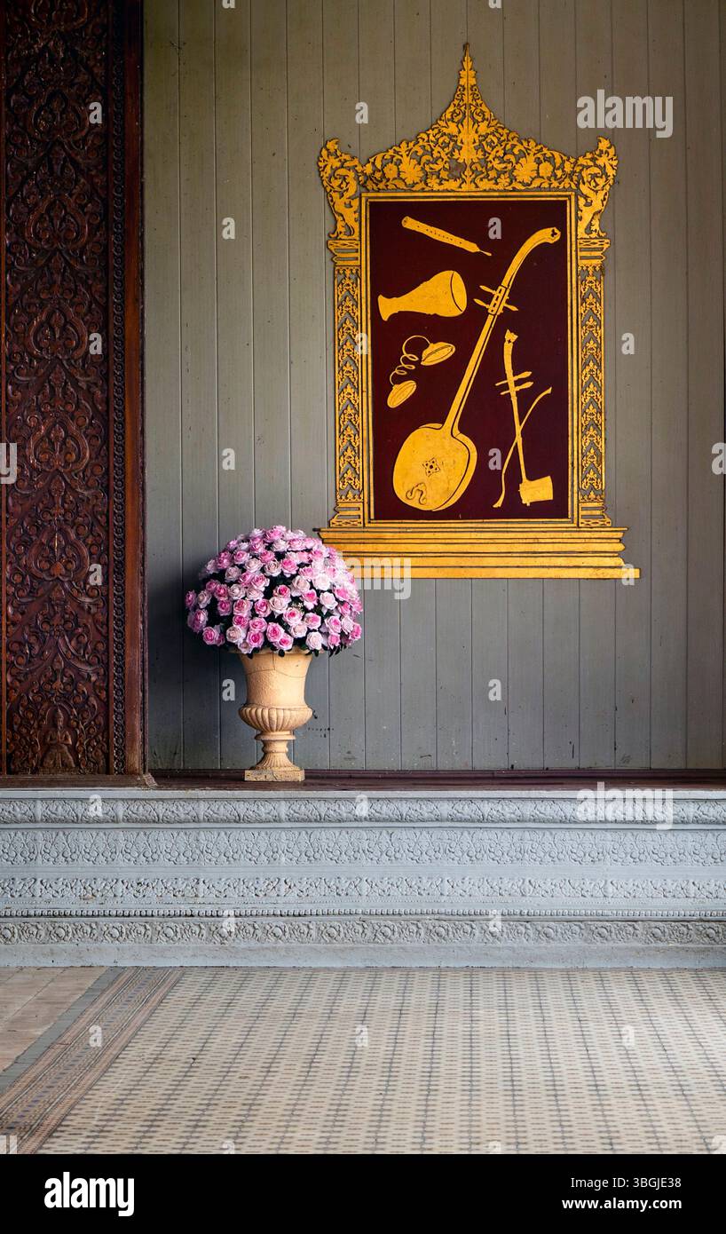 Instruments details home interior hi-res stock photography and images ...