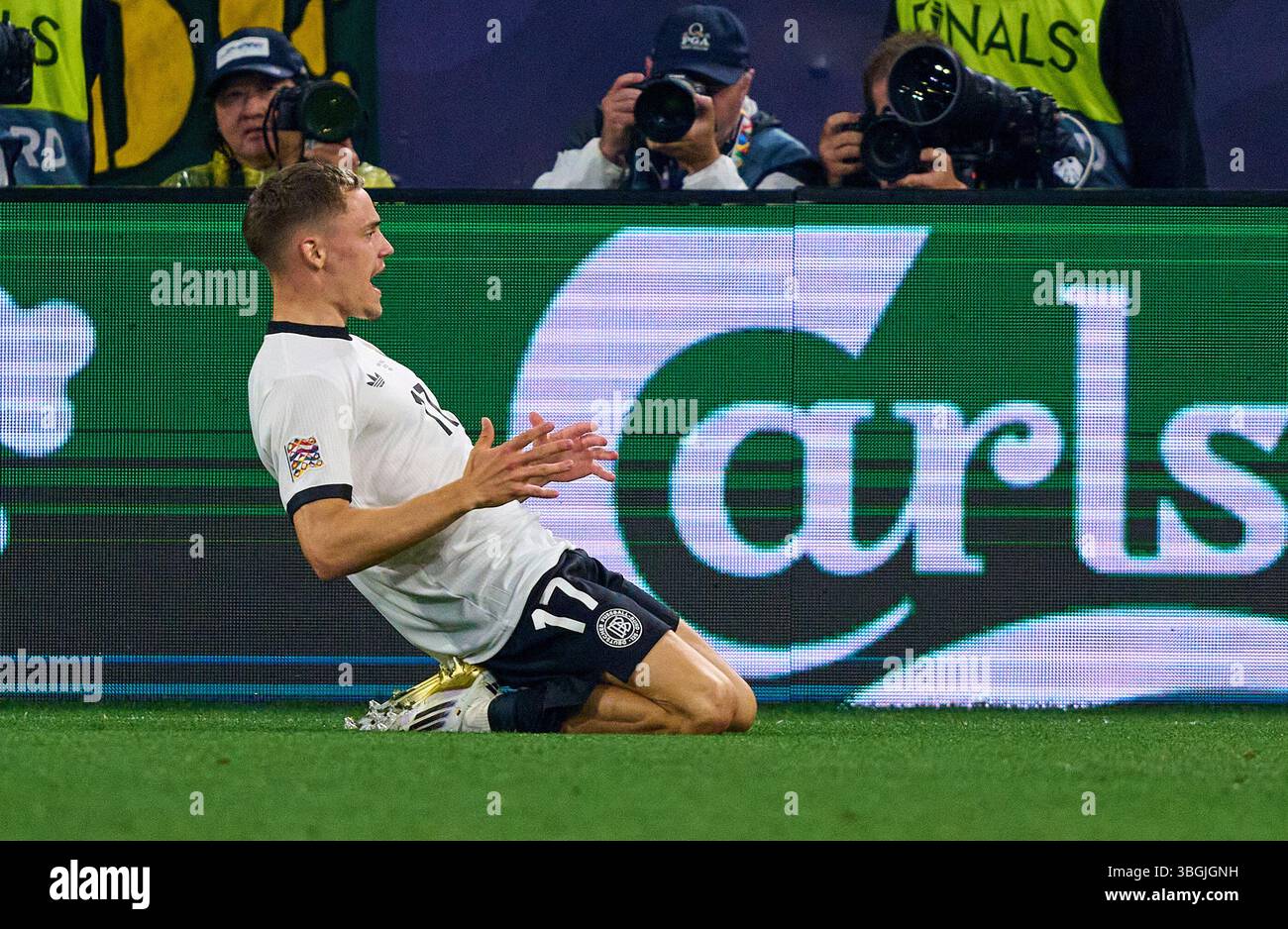 Florian Wirtz, Nr. 17 DFB celebrates his 1-0 goal, happy, laugh ...