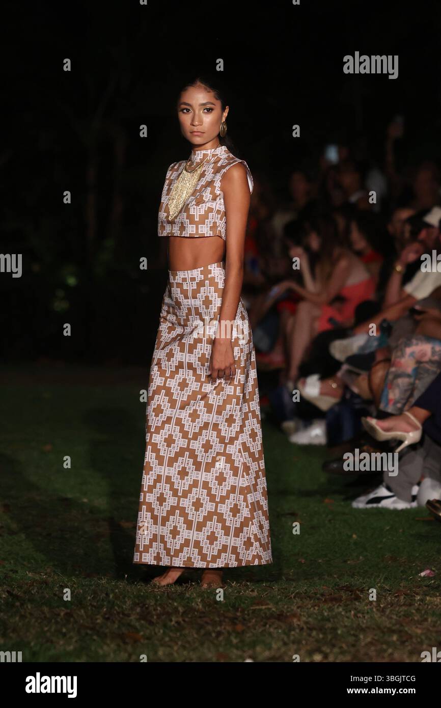 MIAMI BEACH, FLORIDA - JUNE 01: Model walks the runway at the Kene Kaya ...