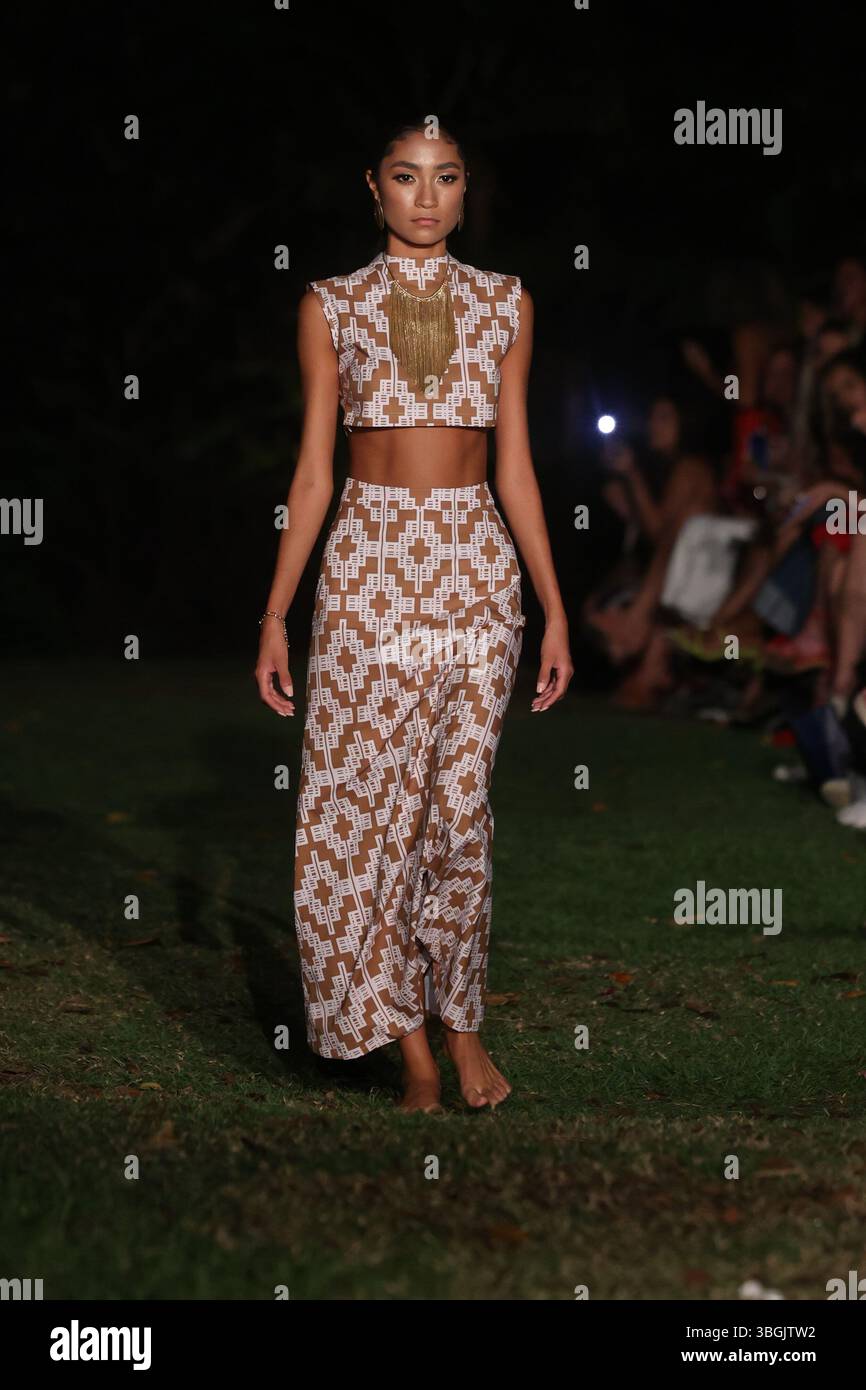 MIAMI BEACH, FLORIDA - JUNE 01: Model walks the runway at the Kene Kaya ...