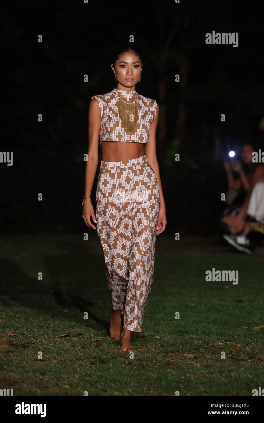 MIAMI BEACH, FLORIDA - JUNE 01: Model walks the runway at the Kene Kaya ...