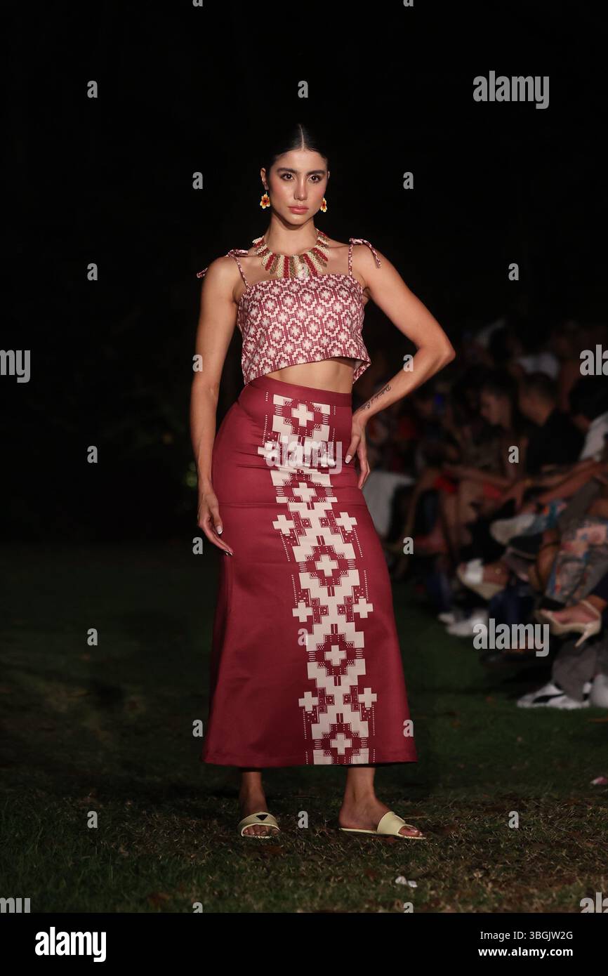 MIAMI BEACH, FLORIDA - JUNE 01: Model walks the runway at the Kene Kaya ...