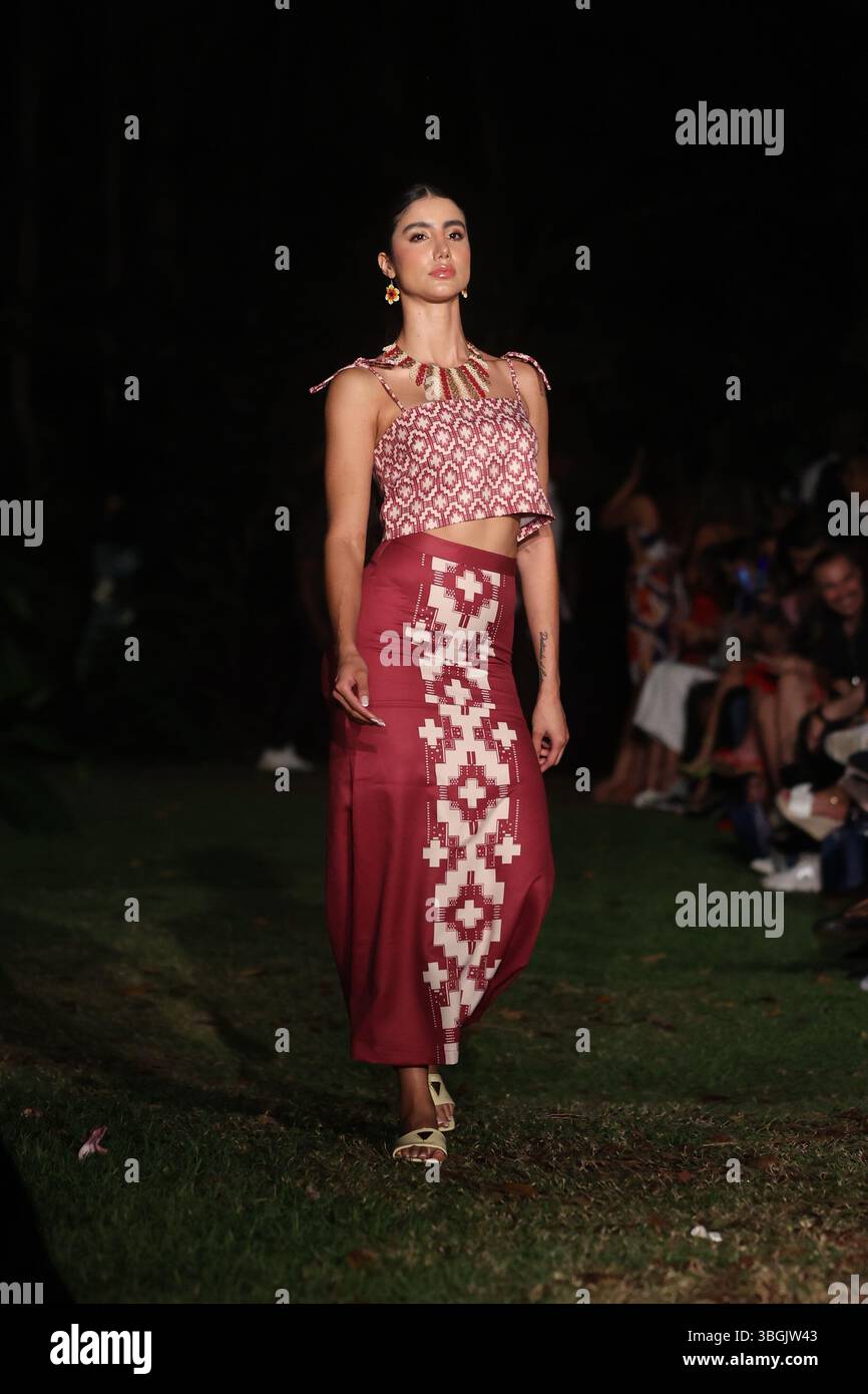 MIAMI BEACH, FLORIDA - JUNE 01: Model walks the runway at the Kene Kaya ...