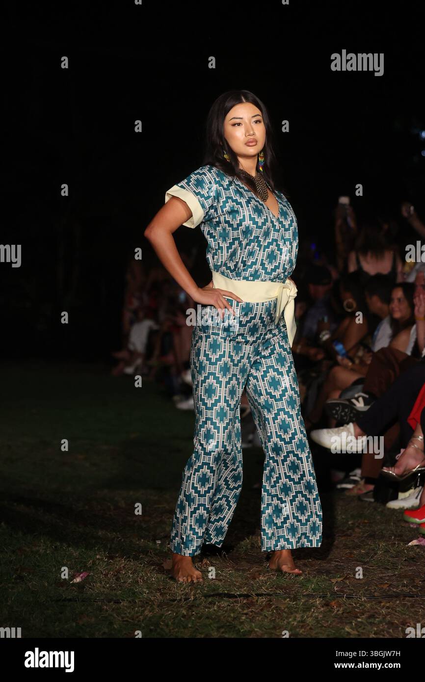 MIAMI BEACH, FLORIDA - JUNE 01: Model walks the runway at the Kene Kaya ...