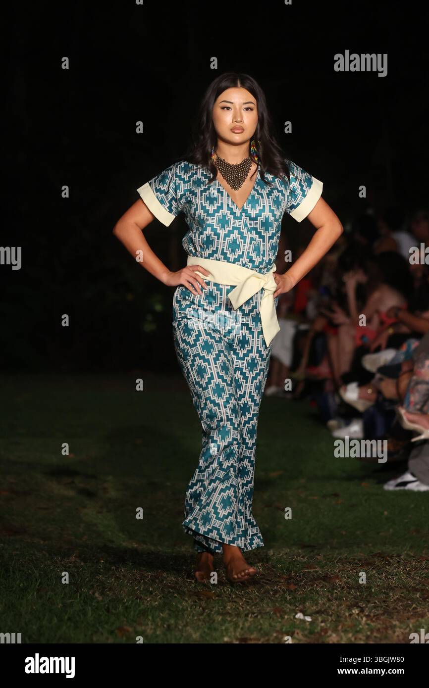 MIAMI BEACH, FLORIDA - JUNE 01: Model walks the runway at the Kene Kaya ...