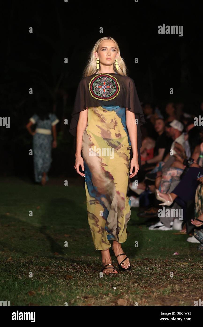 MIAMI BEACH, FLORIDA - JUNE 01: Model walks the runway at the Kene Kaya ...