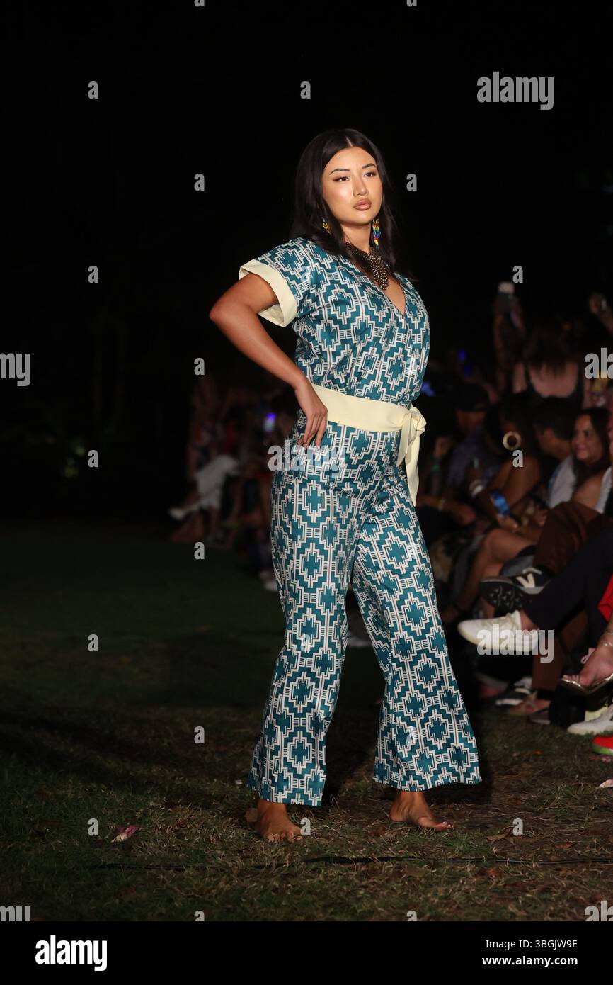 MIAMI BEACH, FLORIDA - JUNE 01: Model walks the runway at the Kene Kaya ...