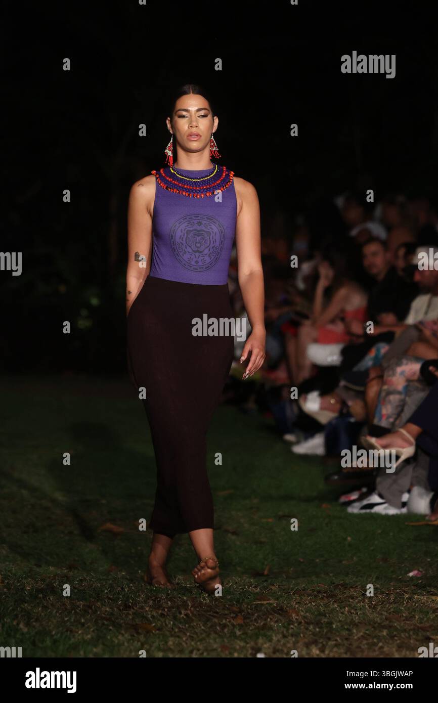 MIAMI BEACH, FLORIDA - JUNE 01: Model walks the runway at the Kene Kaya ...
