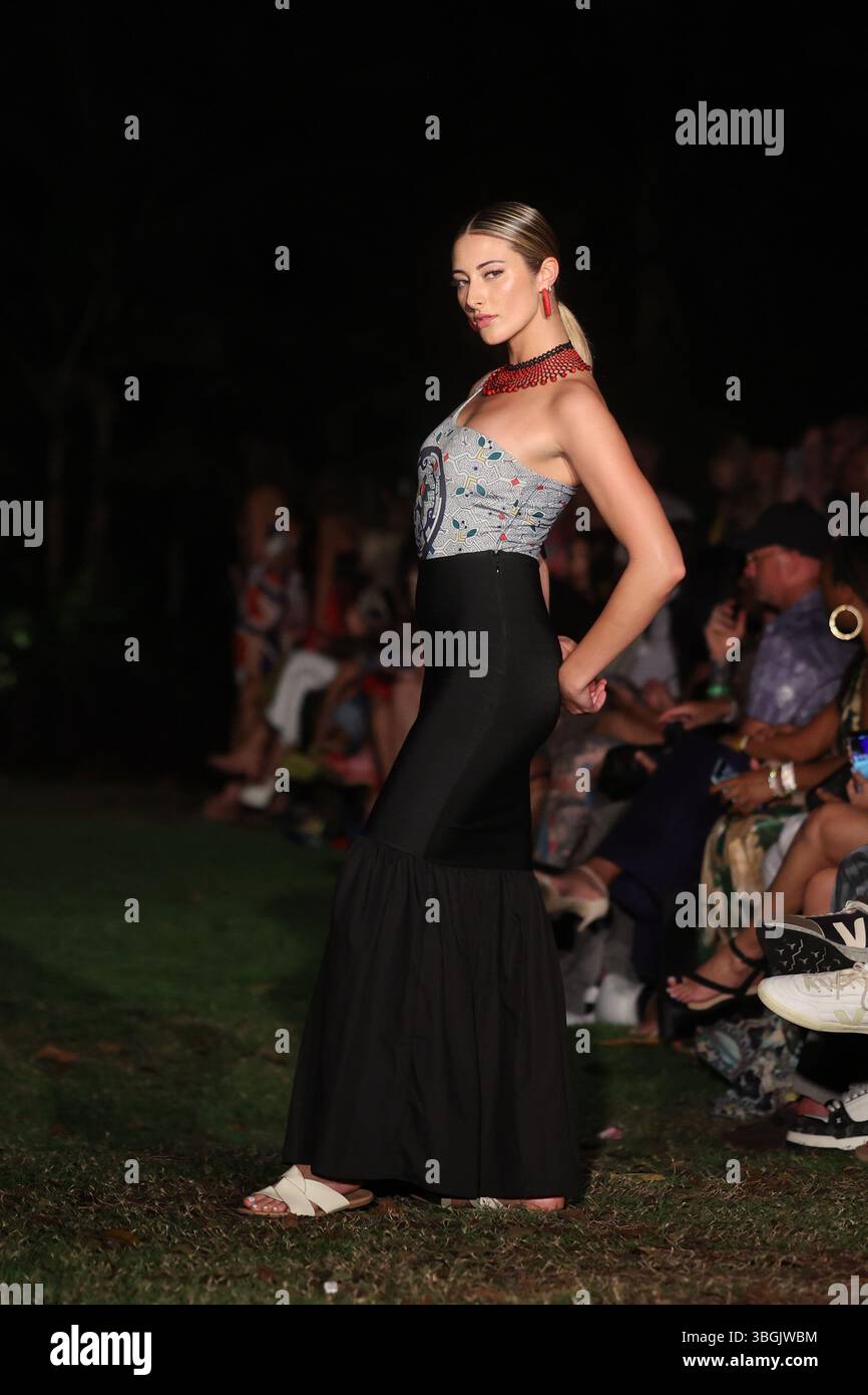 MIAMI BEACH, FLORIDA - JUNE 01: Model walks the runway at the Kene Kaya ...