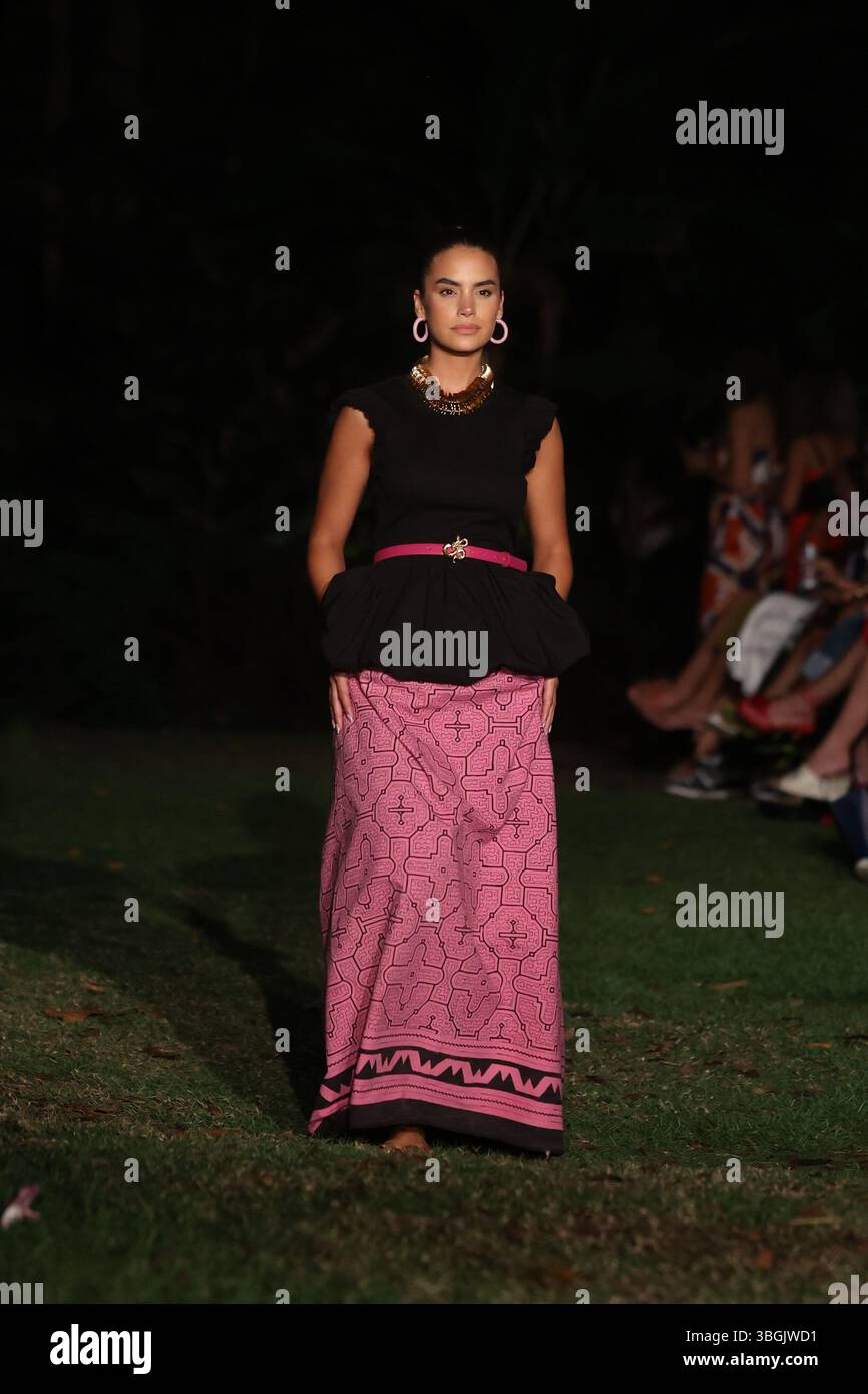 MIAMI BEACH, FLORIDA - JUNE 01: Model walks the runway at the Kene Kaya ...