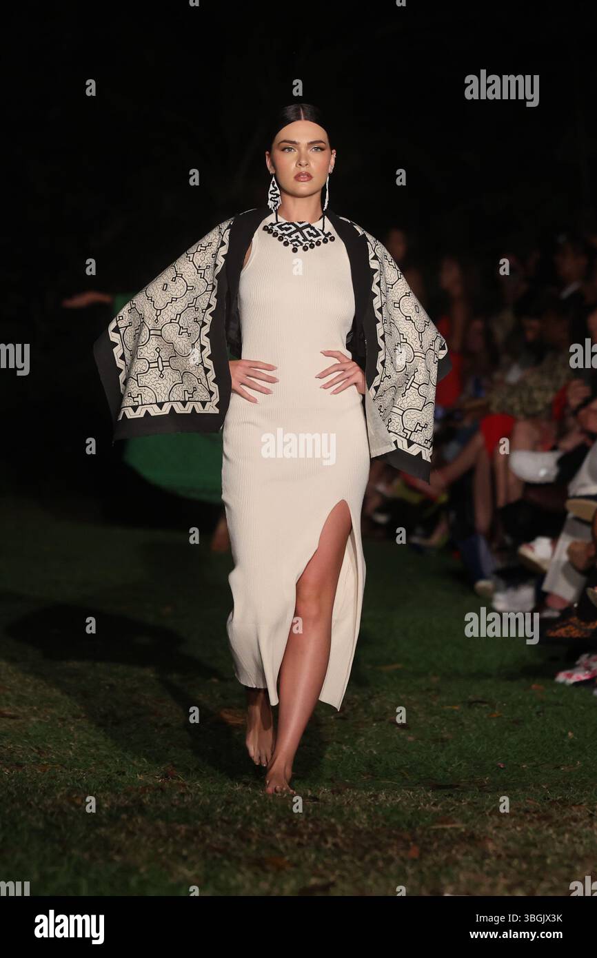 MIAMI BEACH, FLORIDA - JUNE 01: Model walks the runway at the Kene Kaya ...