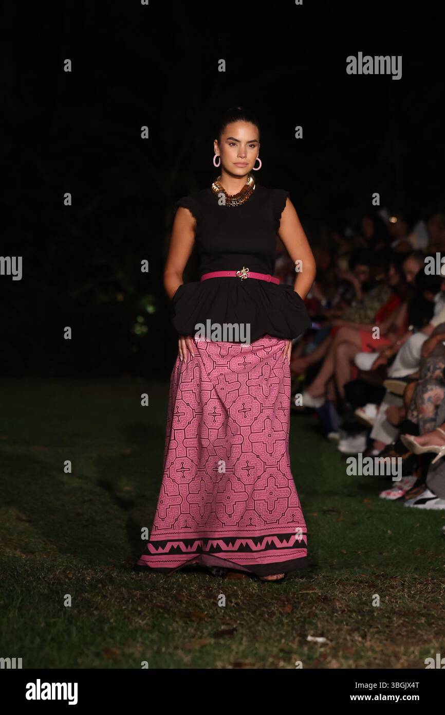 MIAMI BEACH, FLORIDA - JUNE 01: Model walks the runway at the Kene Kaya ...
