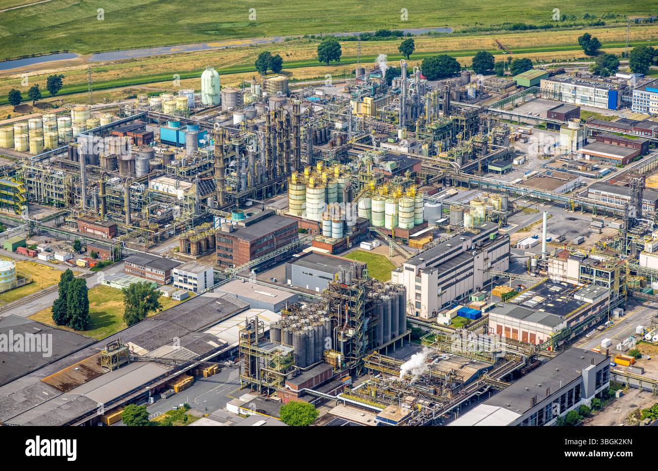 Luftbild, Oxea Werk Ruhrchemie, Otto-Roelen-Straße, Holten, Oberhausen ...