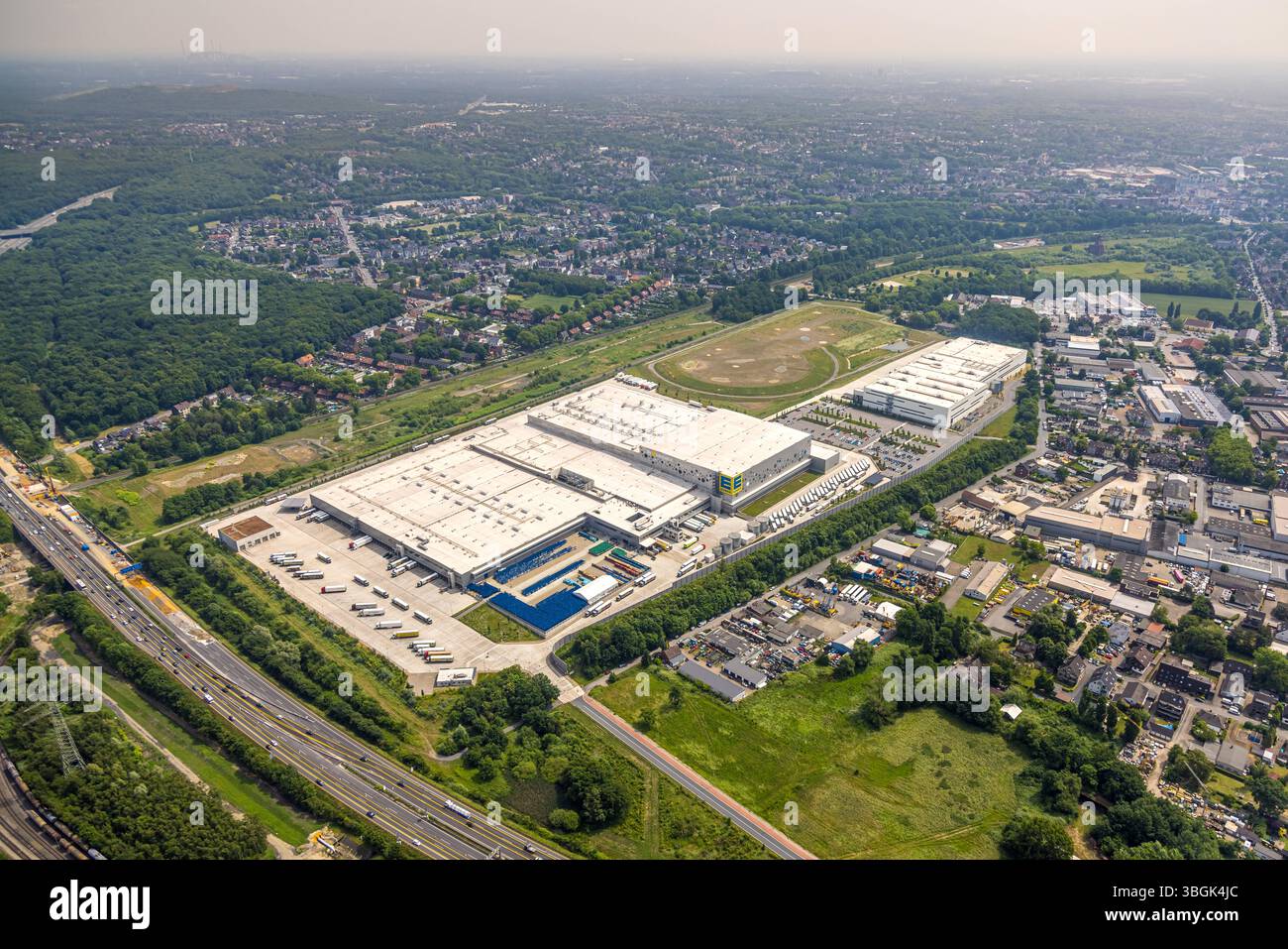 Luftbild, EDEKA Rhein-Ruhr Zentrallager, Picnic FCA Oberhausen GmbH E ...