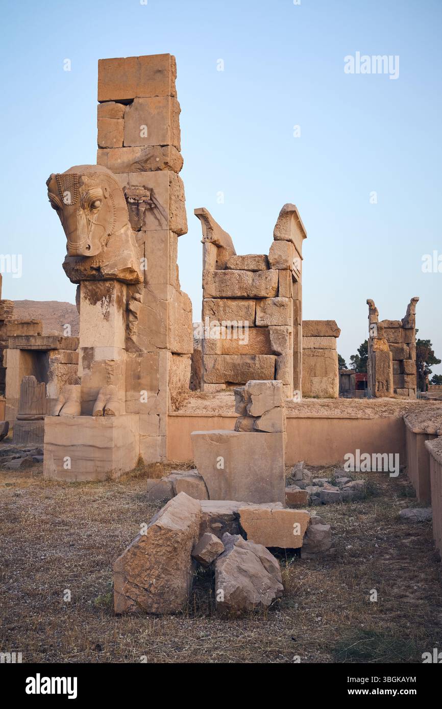 Persepolis ancient site persian empire hi-res stock photography and ...
