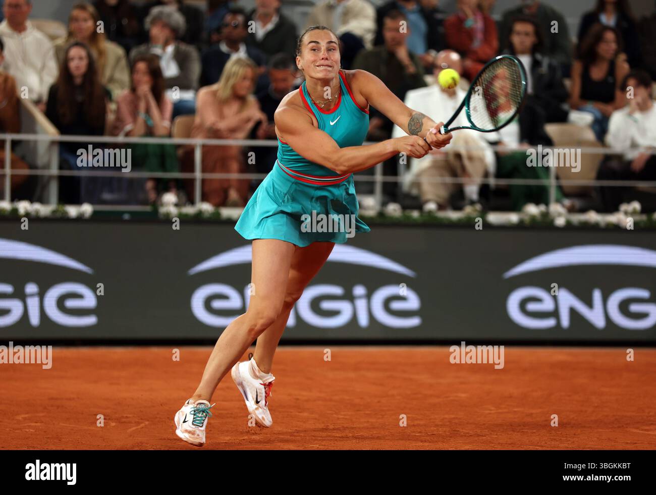Aryna Sabalenka of Belarus plays against Iga Swiatek of Poland during ...