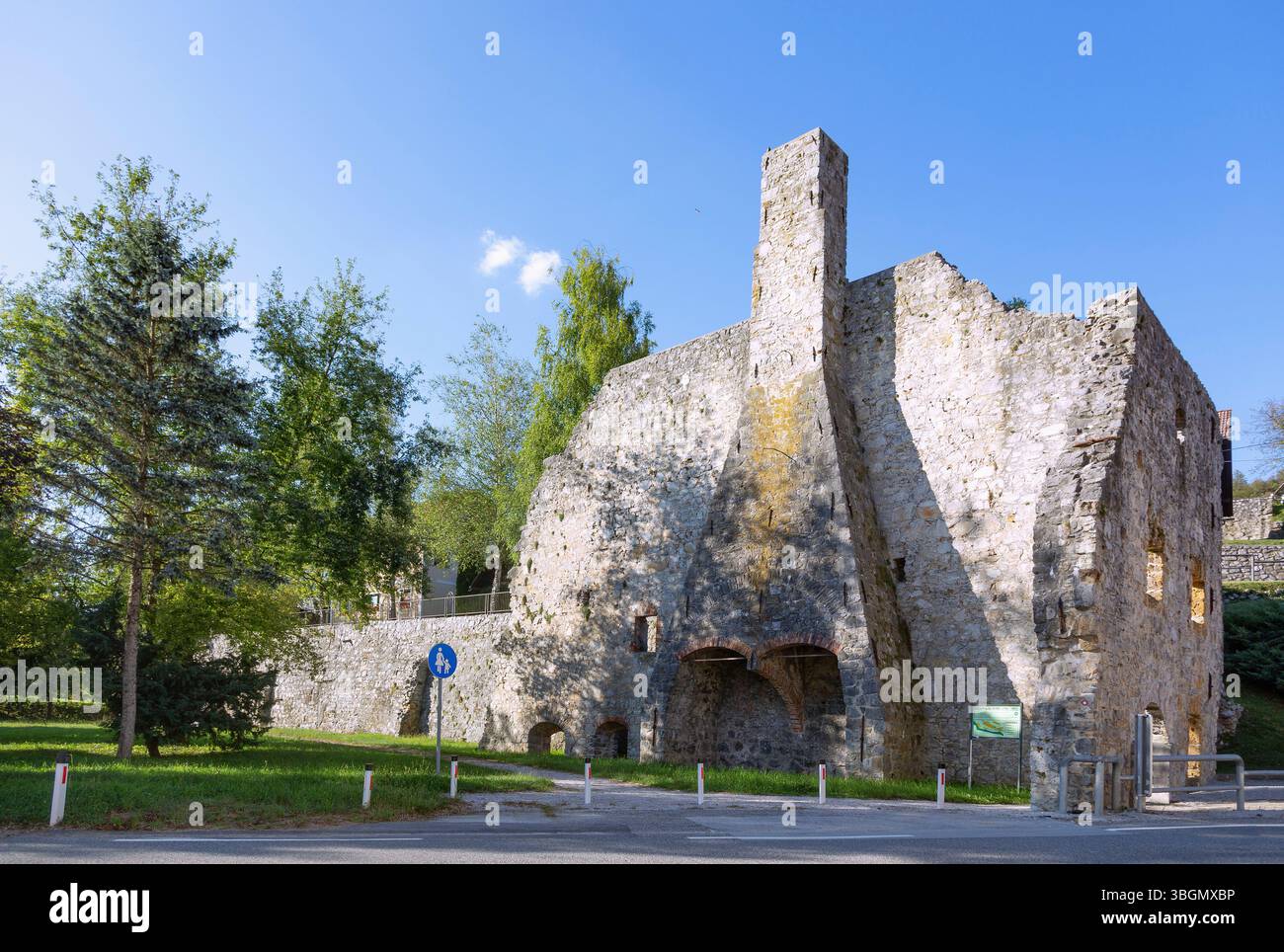 Dvor slovenia hi-res stock photography and images - Alamy