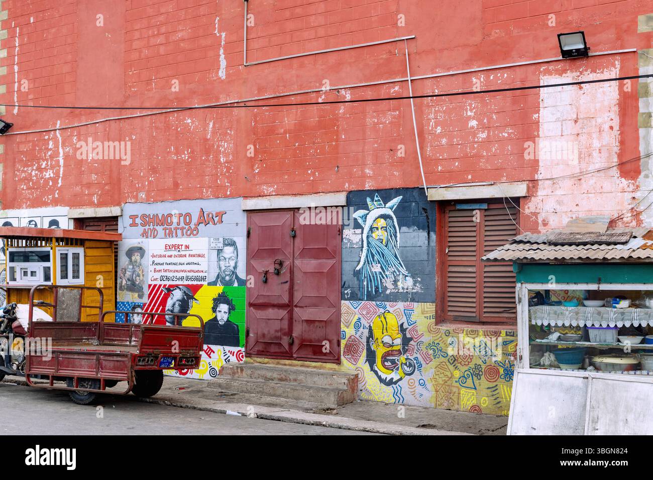 Accra street art hi-res stock photography and images - Alamy