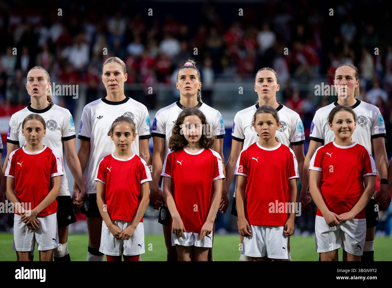 Janina Minge (Deutschland, #06), Rebecca Knaak (Deutschland, #04 ...