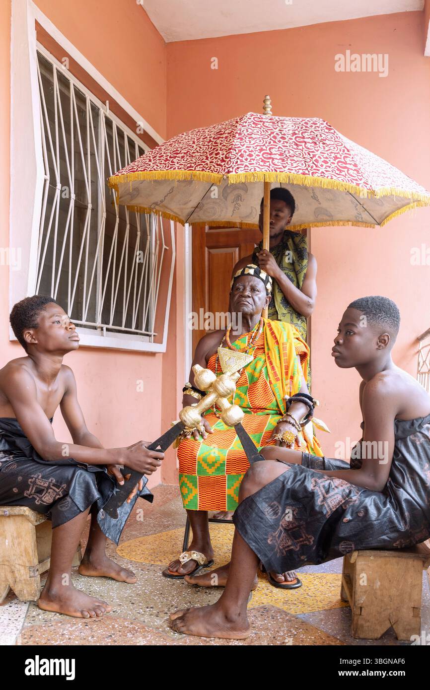 Audience with Ashanti Chief Nana Okyere Ntwi II, Chief of Asante ...