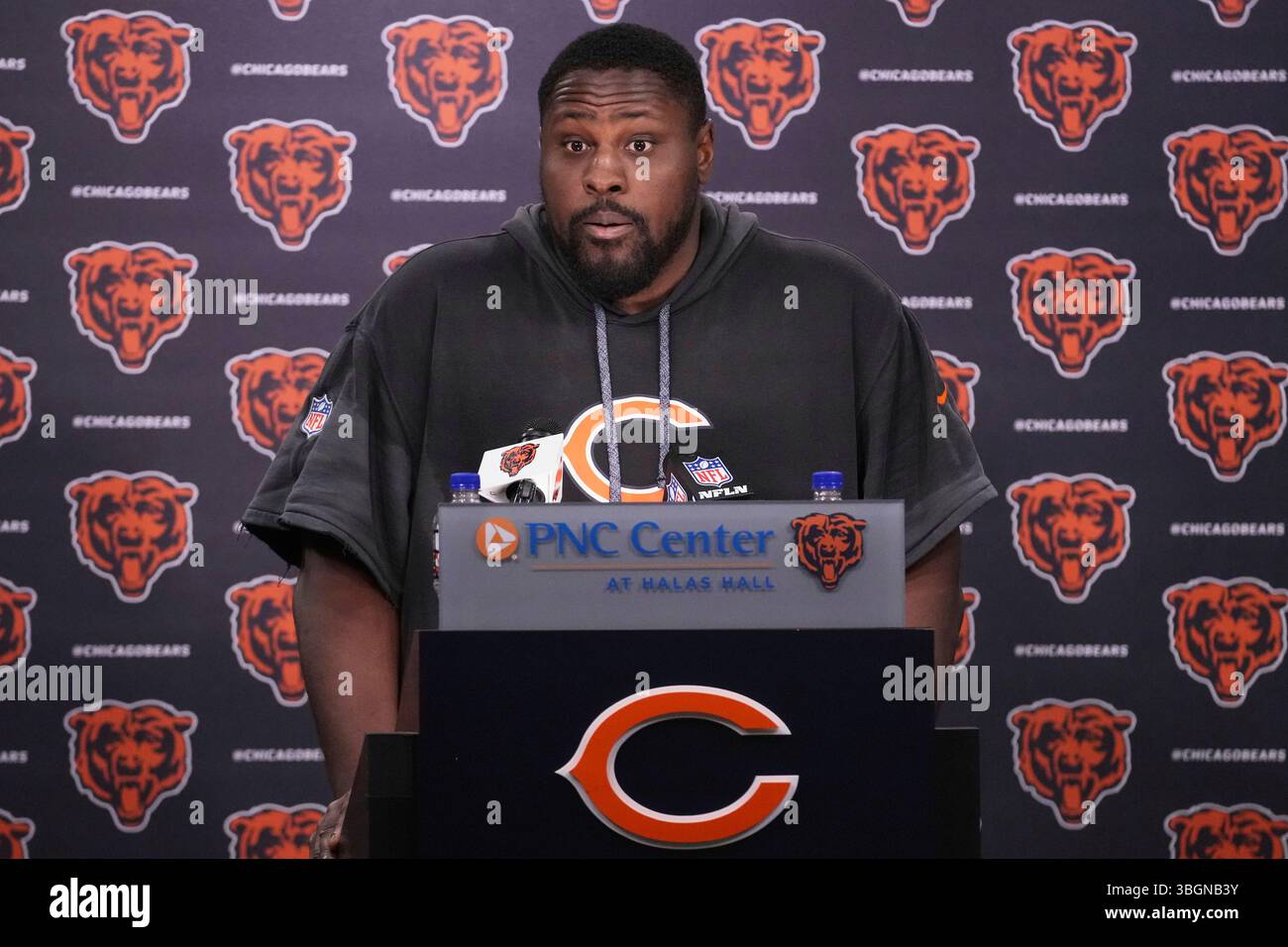 Chicago Bears defensive lineman Andrew Billings talks to media during a ...