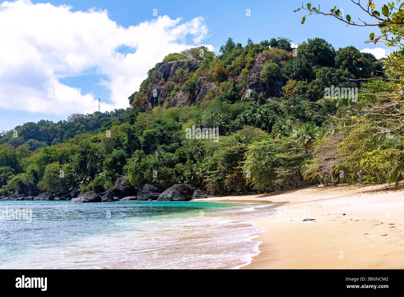 Banana beach principe hi-res stock photography and images - Alamy