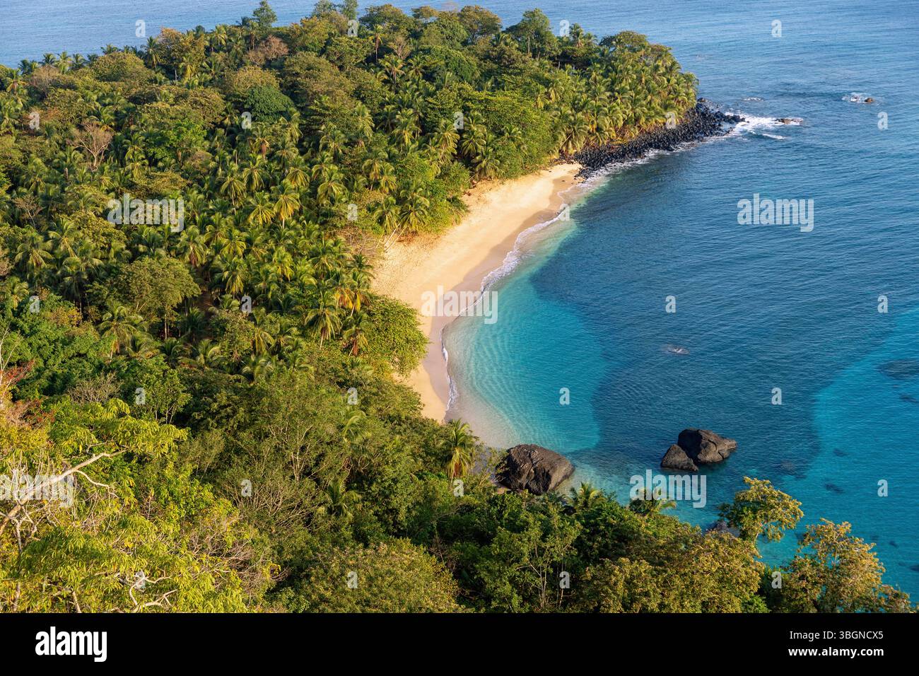 Banana beach principe hi-res stock photography and images - Alamy