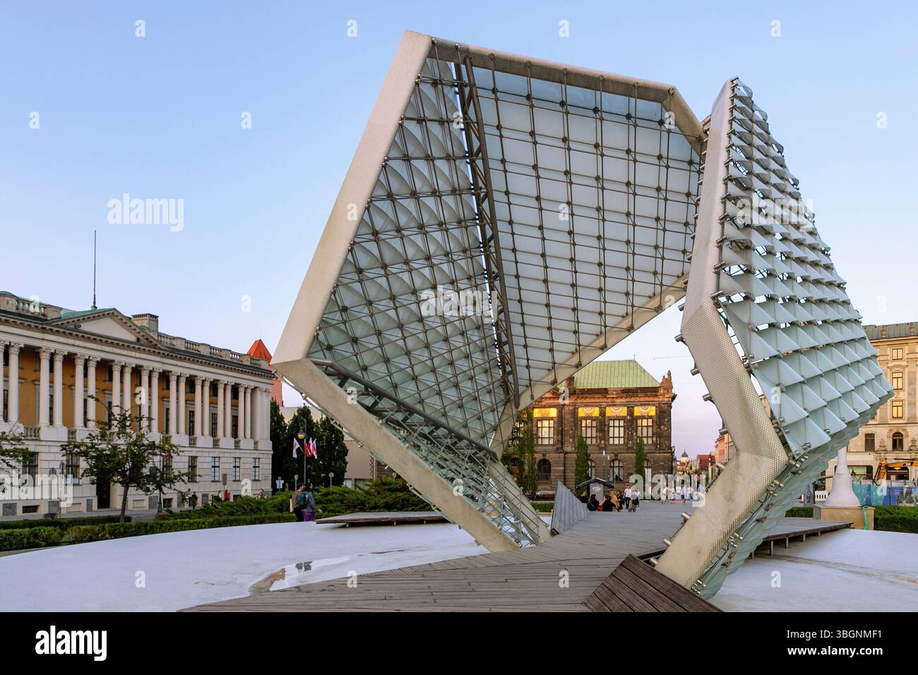 Victory Square (plac Wolnosci) with Freedom Fountain (Fontanna Wolnosci ...
