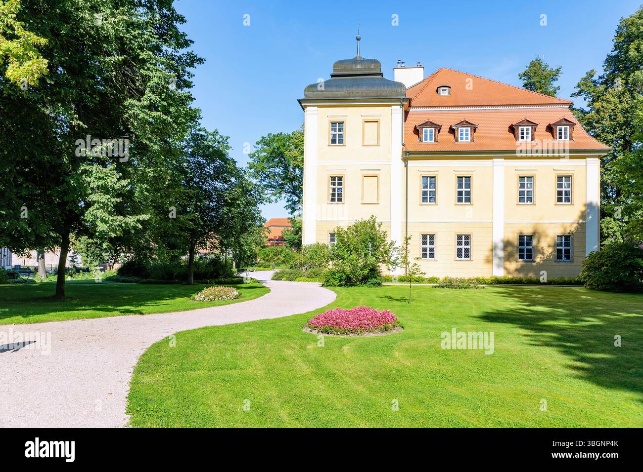 Duzy palac hi-res stock photography and images - Alamy